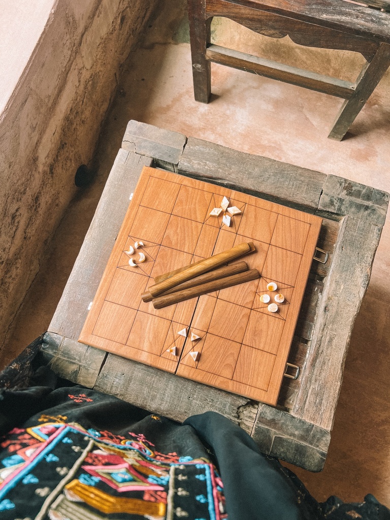 Tab : A Traditional Dhofari Boardgame | Rahina